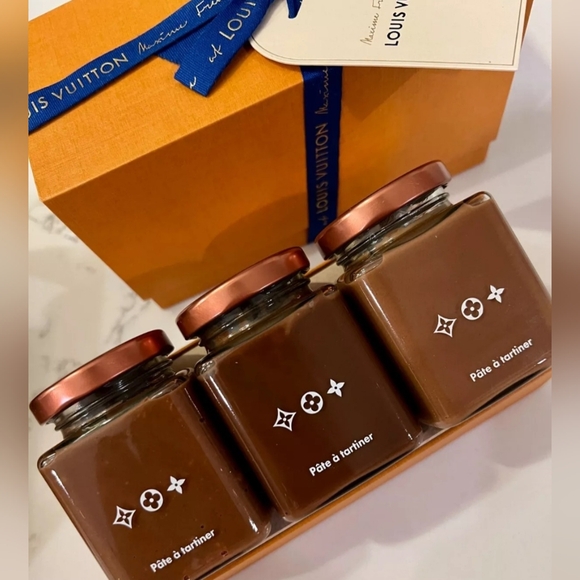 Louis Vuitton | Accessories | New Louis Vuitton Crispycrunchy Chocolate ...